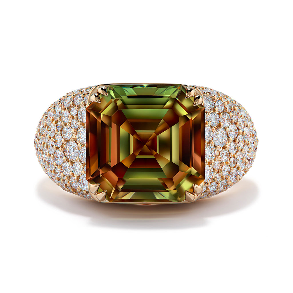 Zultanite Ring with D Flawless Diamonds set in 18K Yellow Gold – Kat ...