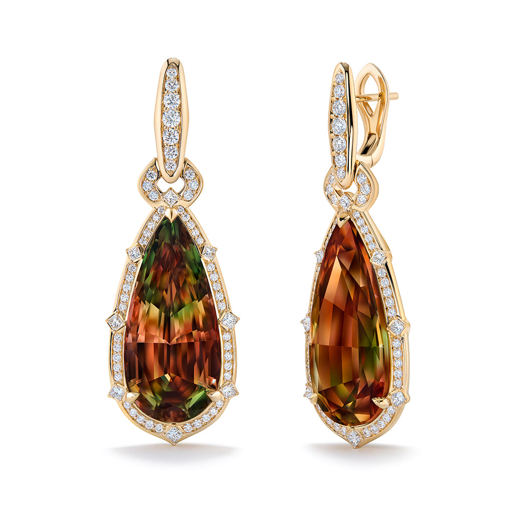 Zultanite Earrings with D Flawless Diamonds set in 18K Yellow Gold ...
